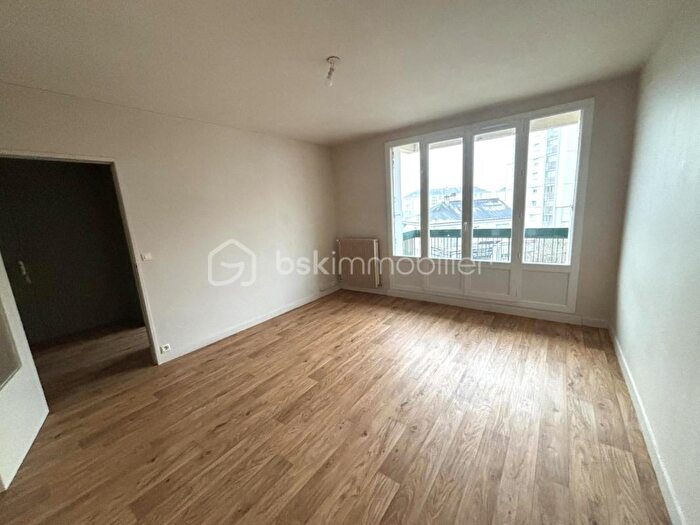 Appartement à vendre - Saint-Cyr-sur-Loire, Chanterie - 2 pièces - 1 chambre