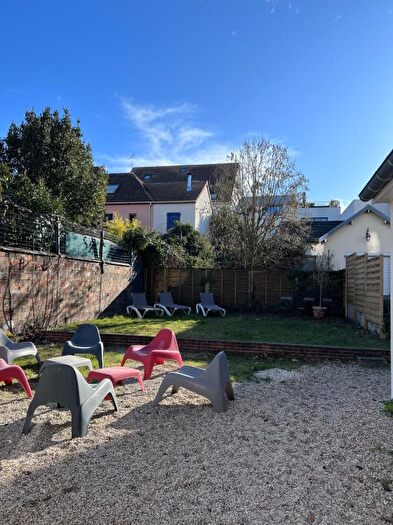 Maison à louer - Nanterre, Mont Valérien - 5 pièces - 2 chambres