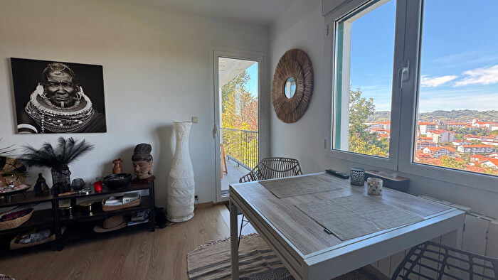 Appartement à vendre - Hendaye, Ville - 4 pièces - 3 chambres