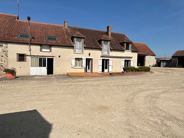 Maison 7 pièces à Saint-Loup-de-Buffigny, à vendre