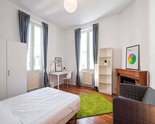 Appartement à louer - Sans Souci-Dauphiné, Lyon ème arrondissement - 1 pièce