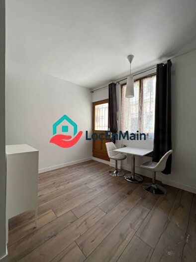 Appartement à louer - Vallée de Fécamp, Paris ème arrondissement - 2 pièces - 1 chambre