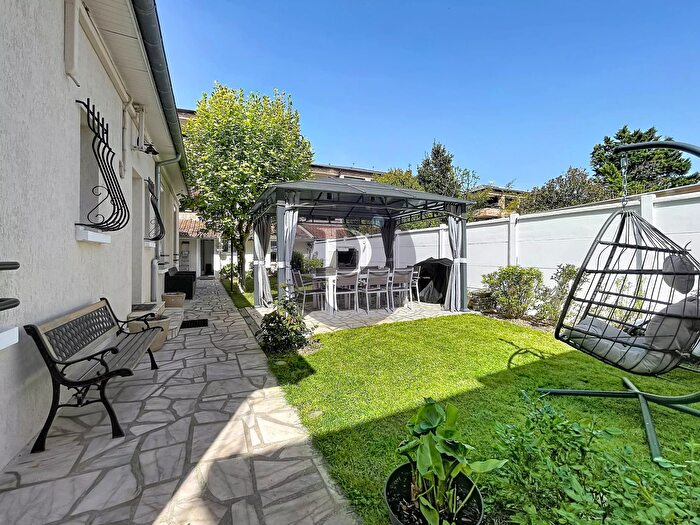 Vitry-sur-Seine, Gare, Jean-Jaurès - Maison 8 pièces à vendre