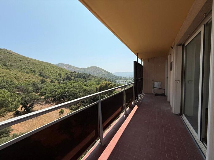 Appartement 3 pièces à Marseille 10ème, Saint-Tronc, à vendre