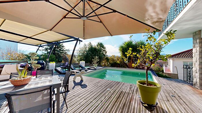 Saint-Pierre-d'Irube : Appartement 5 pièces à vendre