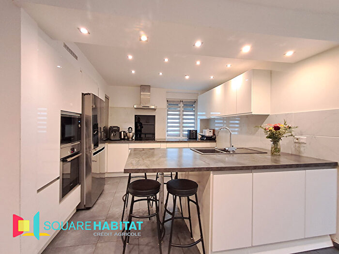 Maison à vendre - Chaumont, Centre-ville, Faubourg - 6 pièces - 4 chambres