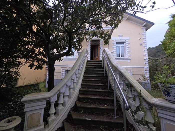 Maison à vendre - Le Teil - 4 pièces - 3 chambres