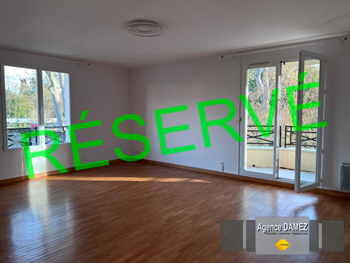 Appartement à louer - Dourdan - 4 pièces - 3 chambres