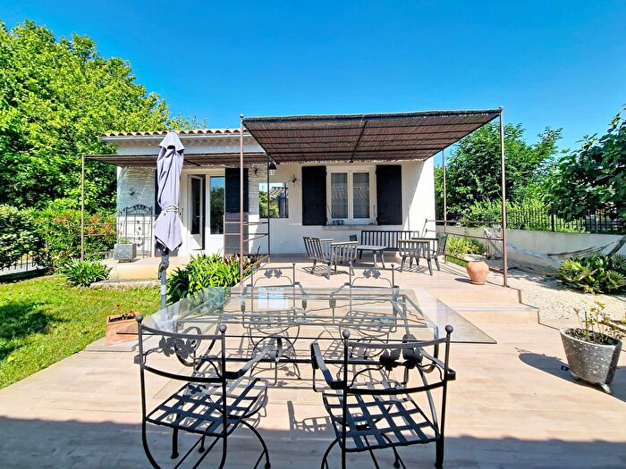 Maison 4 pièces à louer à L'Isle-sur-la-Sorgue, Névons