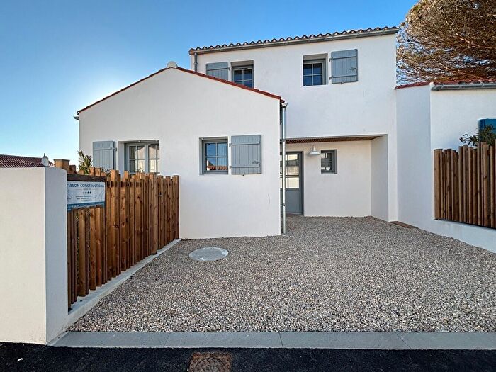 Maison à vendre - Saint-Gilles-Croix-de-Vie - 3 pièces - 2 chambres