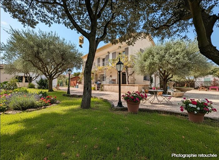 Maison à vendre - Cavaillon, Docteur Ayme, Ratacans, Les Vignères, Saint-Jacques - 6 pièces - 4 chambres