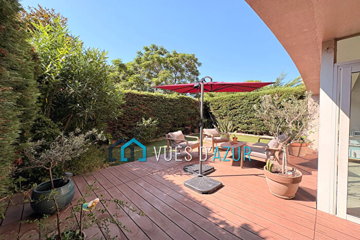 Appartement 3 pièces à vendre à Antibes, Rastines, Super Antibes, Laval, La Fontonne