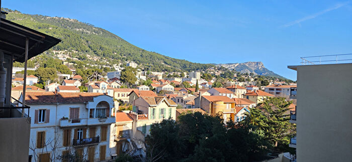 Appartement à vendre - Toulon, Brunet - 2 pièces - 1 chambre