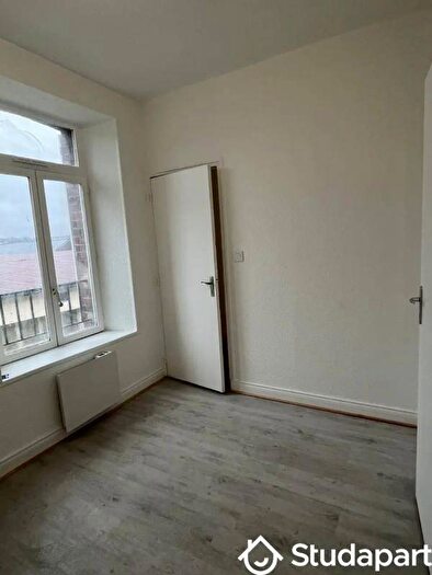 Appartement à louer - Gare Nord et Ouest, Charleville-Mézières - 2 pièces - 1 chambre