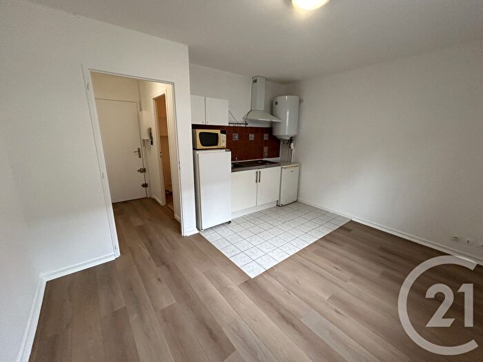 Appartement à louer - Talence, Saint-Genès, La Médoquine, Haut-Brion - 1 pièce