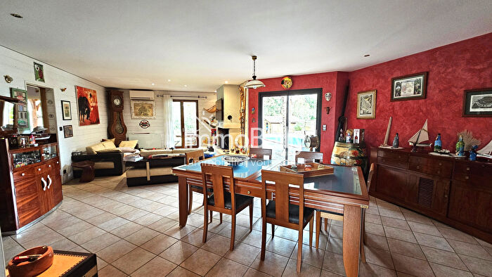 Maison à vendre - Martillac - 6 pièces - 4 chambres