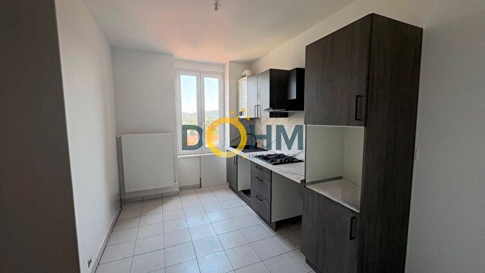 Appartement à louer - St Etienne - 3 pièces - 2 chambres