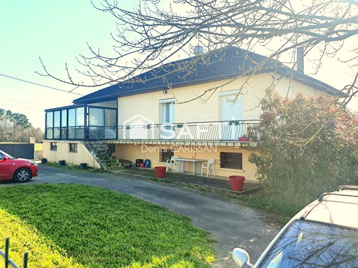 Maison à vendre - Saint-Aubin-de-Lanquais - 5 pièces - 4 chambres