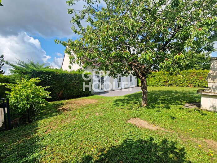 Maison à vendre - Ormes - 6 pièces - 4 chambres