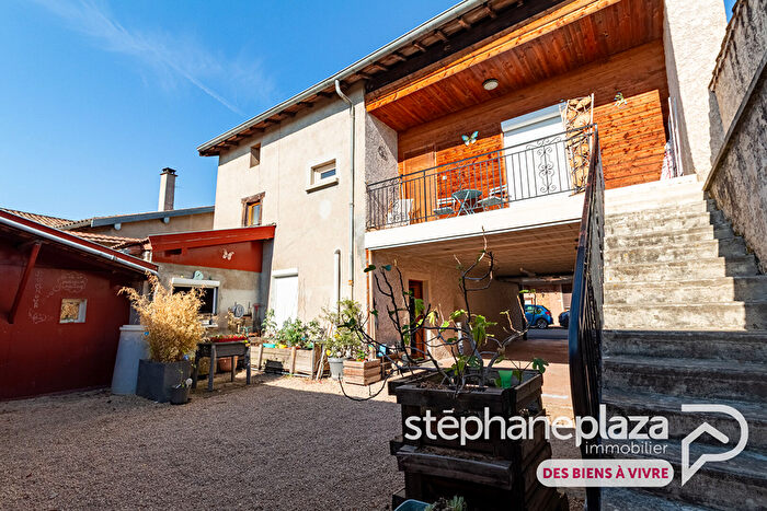 Maison 6 pièces à vendre à Corcelles-en-Beaujolais