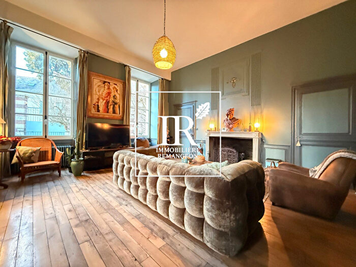 Maison 12 pièces à vendre - Mehun-sur-Yèvre