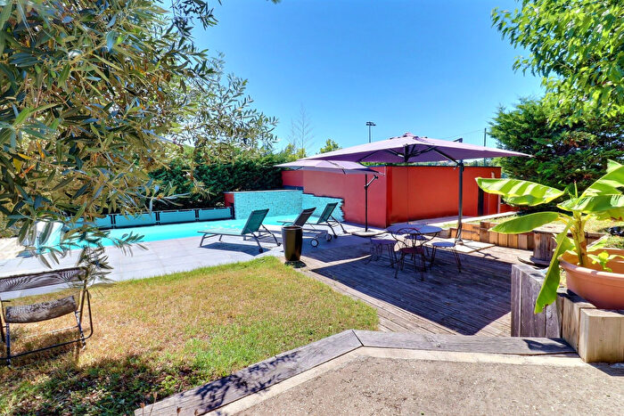 Maison 8 pièces à vendre à Charly