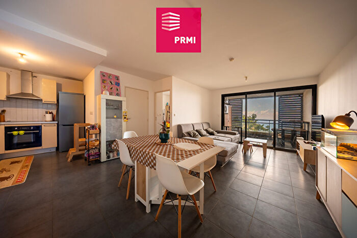Appartement 3 pièces à Saint-Denis, Providence, Les Camélias, à vendre