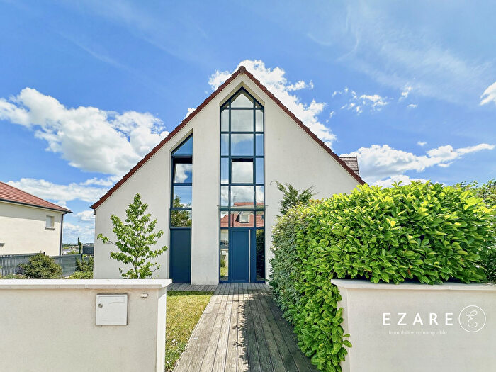 Maison 9 pièces à vendre à Fontaine-lès-Dijon