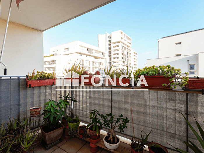 Appartement à vendre - Marseille e , La Joliette - 2 pièces - 1 chambre