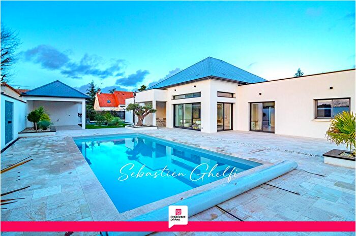 Maison à vendre - Romorantin-Lanthenay, Les Aubiers, La Genetière - 7 pièces - 4 chambres