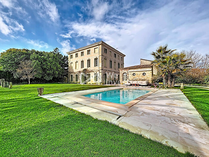 Maison à vendre - Uzès - 16 pièces - 12 chambres