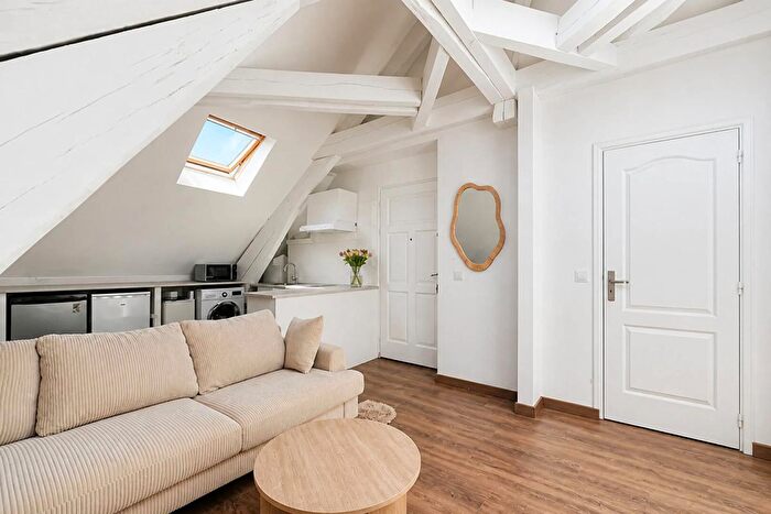 Appartement 2 pièces à Corbeil-Essonnes, Centre Essonnes, à vendre