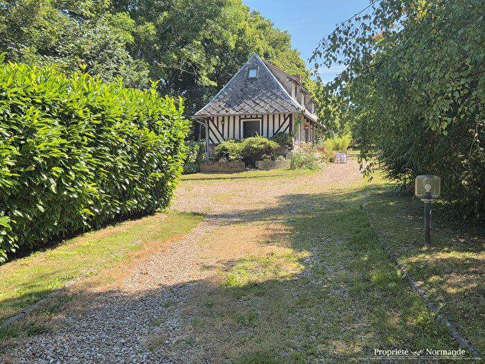 Saint-Samson-de-la-Roque : Maison 5 pièces à vendre