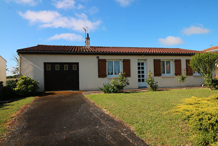 Maison 4 pièces à vendre - Saintes, Centre-ville