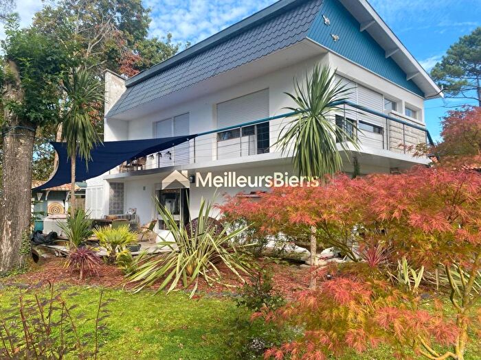 Maison à vendre - Arès - 6 pièces - 3 chambres