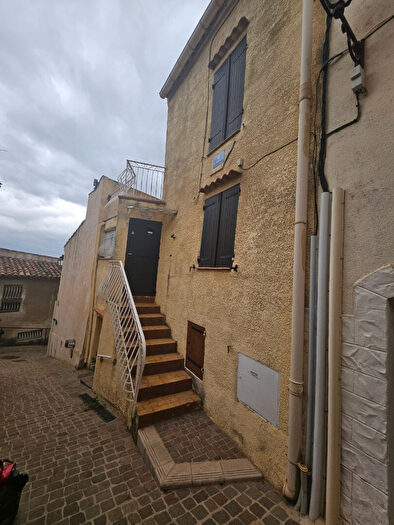 Allauch, Centre-ville, Village : Maison 3 pièces à louer