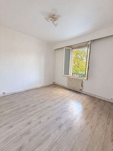 Appartement 3 pièces à louer à Notre Dame, Septèmes-les-Vallons