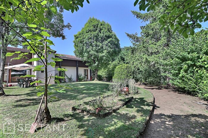 Maison à vendre - Thiers - 7 pièces - 4 chambres