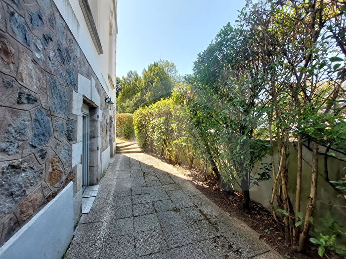 Appartement à vendre - Poisat - 4 pièces - 3 chambres