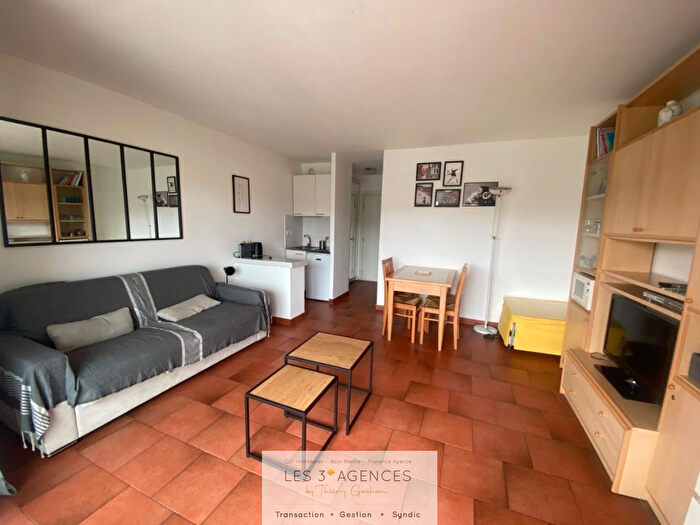 Cavalaire-sur-Mer, Centre-ville : Appartement 1 pièce à louer
