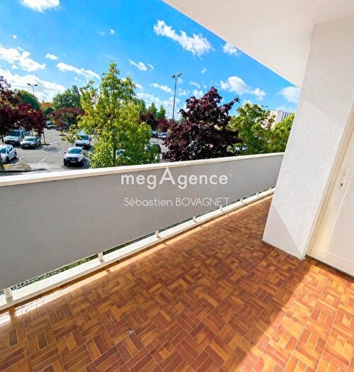 Appartement 6 pièces à vendre à Le Mans, Sablons, Zone Franche