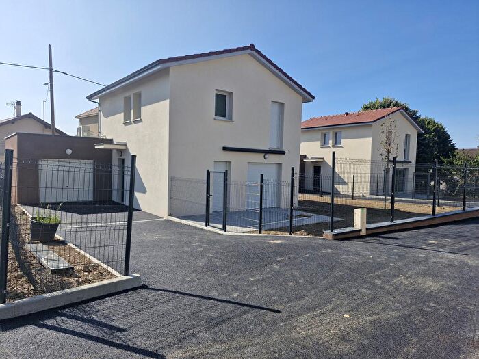 Maison 5 pièces à louer - Bourgoin-Jallieu, Champfleuri et sa ceinture verte