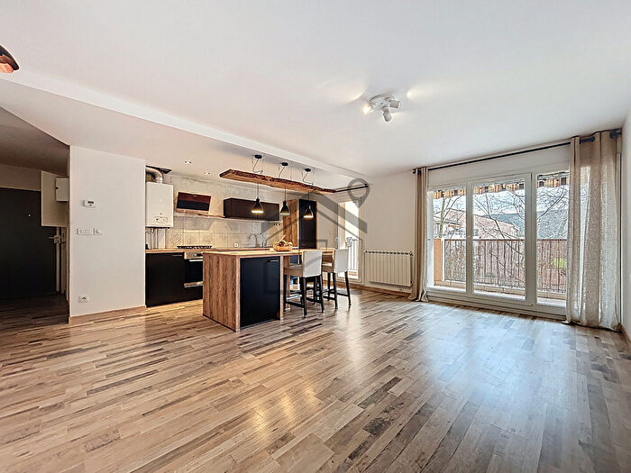 Appartement à vendre - Vitrolles, Bords de létang, Tribales, Ferme de Croze - 3 pièces - 2 chambres