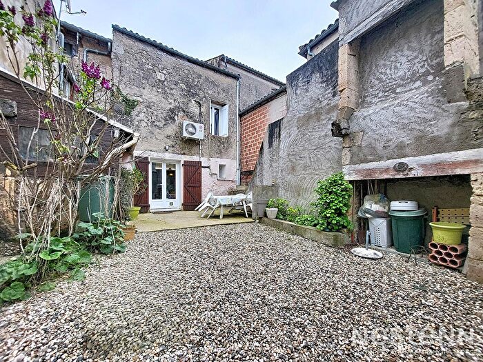 Maison à vendre - Mézin - 3 pièces - 2 chambres