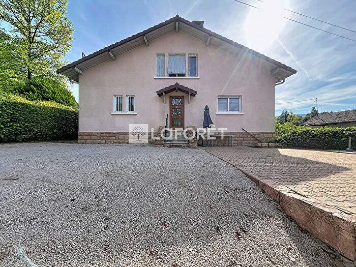 Saint-Amour - Maison 7 pièces à vendre