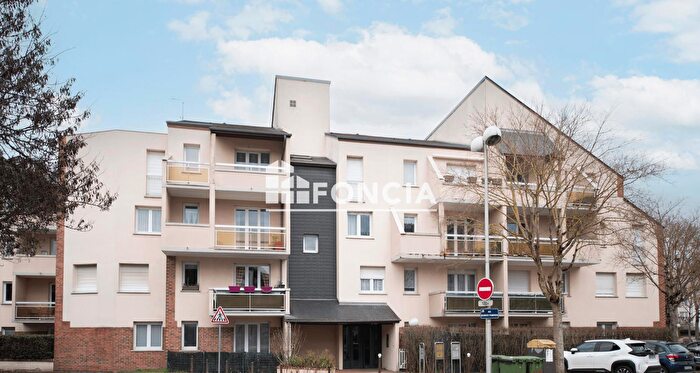Appartement à vendre - Orléans, La Cigogne - 3 pièces - 2 chambres