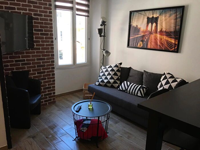 Appartement à vendre - Nice, Centre-ville - 2 pièces - 1 chambre