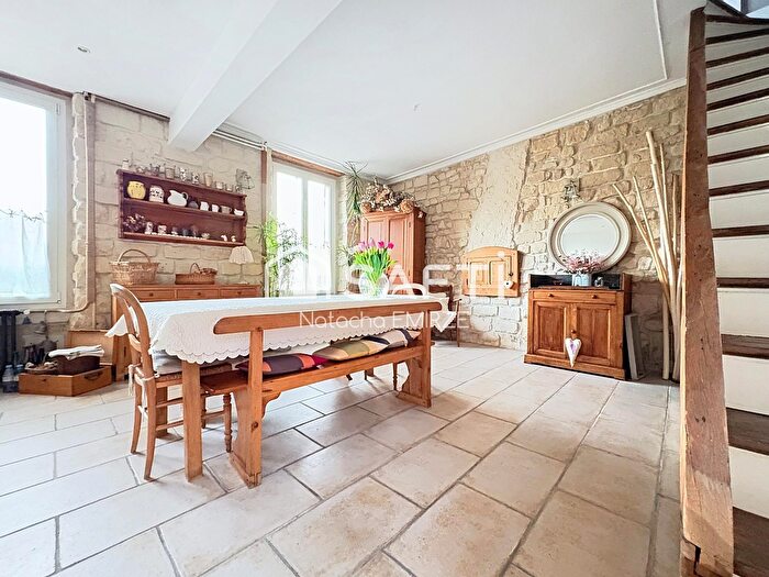 Maison à vendre - Le Mesnil-le-Roi - 5 pièces - 3 chambres