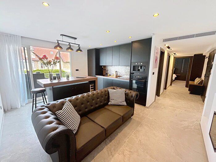 Cannes, Croix des Gardes : Appartement 3 pièces à vendre