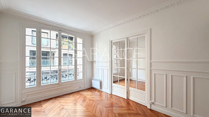 Appartement à louer - Paris e , Jean Moulin, Porte dOrléans - 3 pièces - 1 chambre